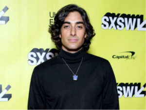 Eman Esfandi Biography, Net worth, Wiki, Age, Height, Girlfriend