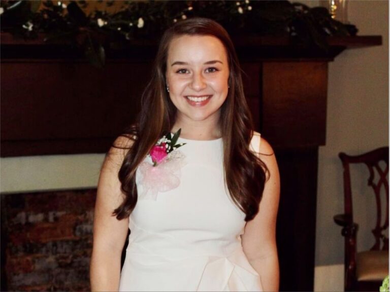 Savannah Hodges Bio, Net Worth, Wiki, Age, Height, Husband