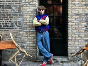 Dylan Hoffman Bio, Net Worth, Wiki, Age, Height, Parents