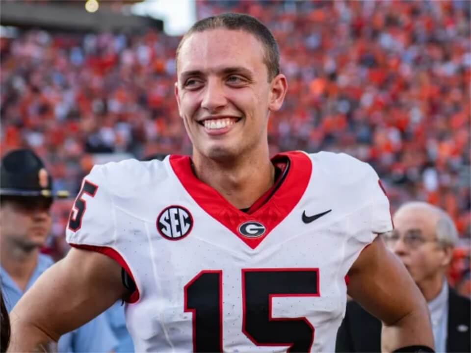 Carson Bеck Bio, Net Worth, Wiki, Age, Height, Girlfriend