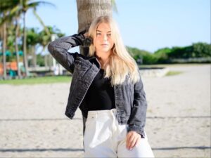 Maria Timofeeva Bio, Net Worth, Wiki, Age, Height, Parents